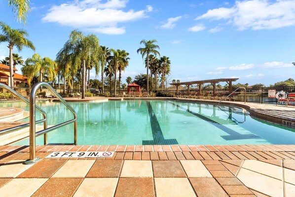 Piscina exterior