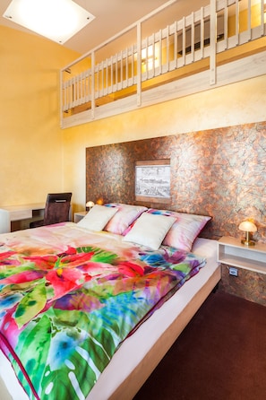 Maisonette | Cofre no quarto, secretária, cortinas/cortinados opacos, Wi-fi grátis 