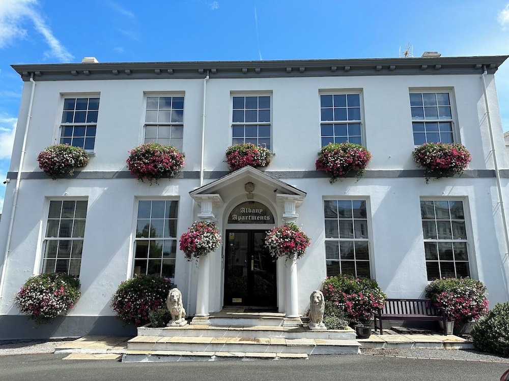 Albany Selfcatering Apartments - Guernsey
