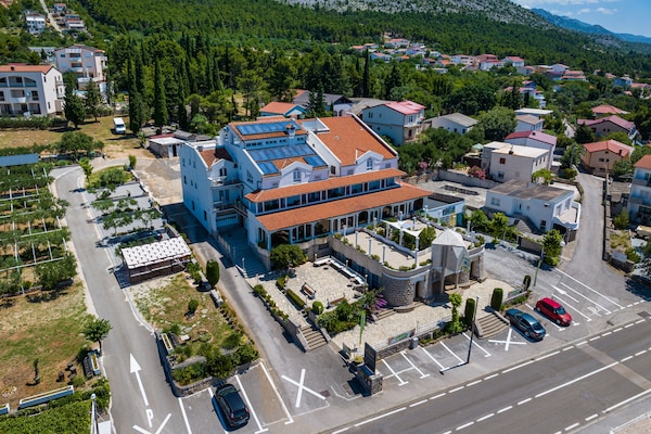 Hotel Vicko - Croatia