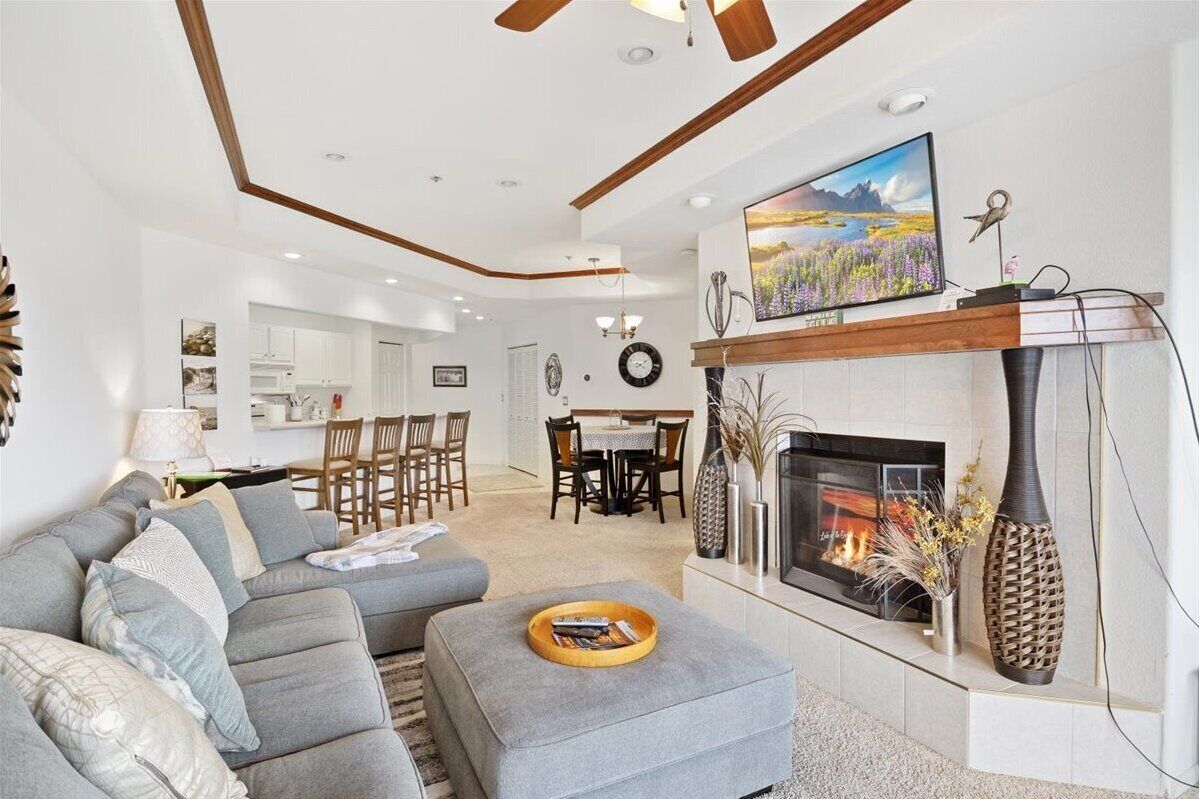 Fantastic View Of The Lake - Lake Ozark, MO