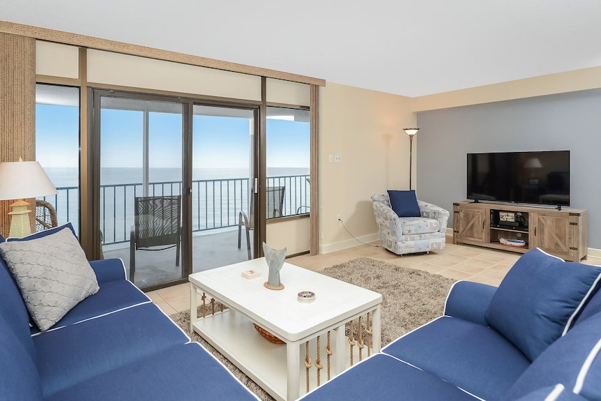 Stunning 3br 2ba Oceanfront Unit, Featured On Hgtv's Beachfront Bargain Hunt! - Ocean City, MD