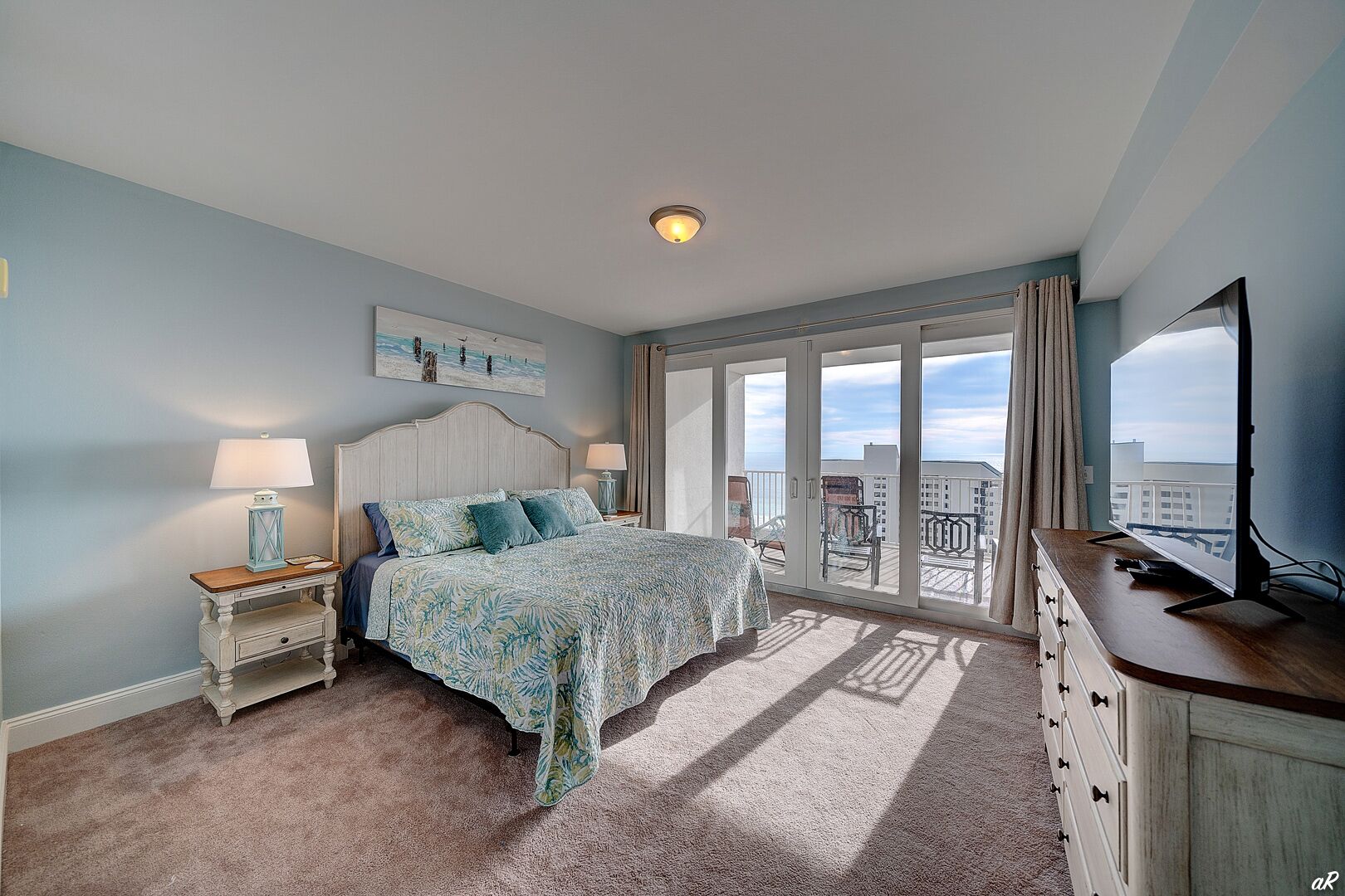 Welcome To The Beach At The Laketown Wharf! Huge Inviting Condo With Gulf Views. - Panama City Beach, FL