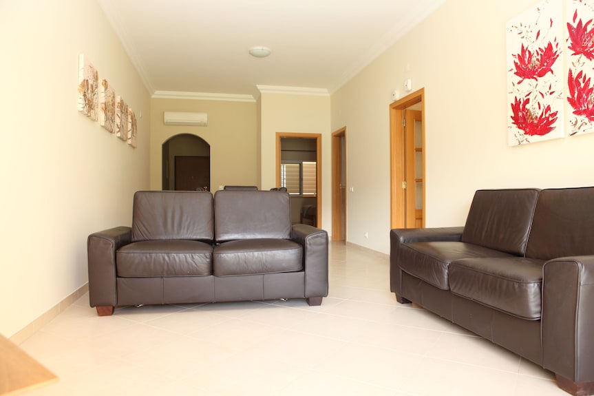 Fully Licensed Prestigious Algarve Apartment For Rental In Vilamoura - Vilamoura