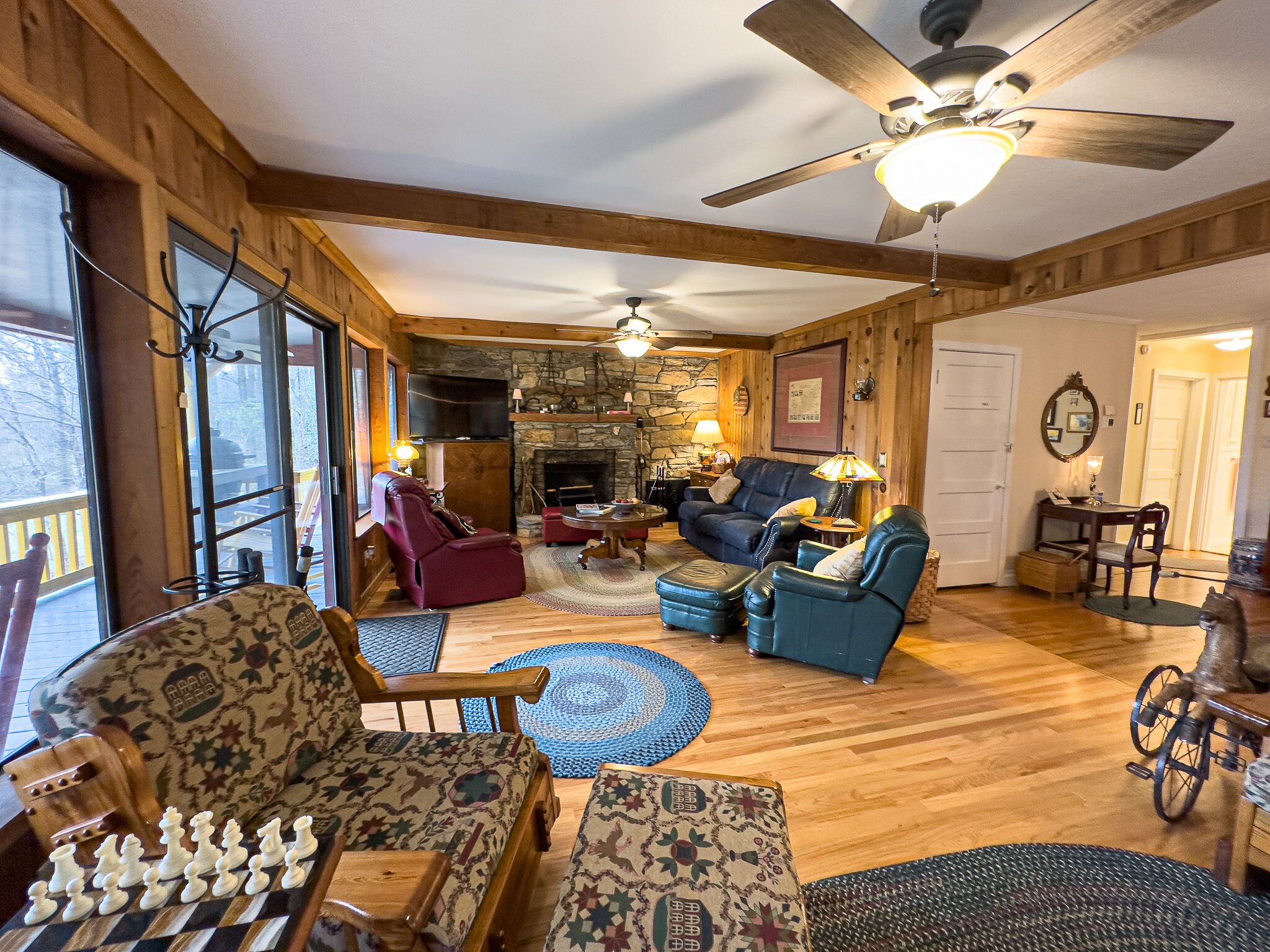 Spacious House, Perfect Location,17 Miles To Asheville, Pets,view! - Swannanoa, NC