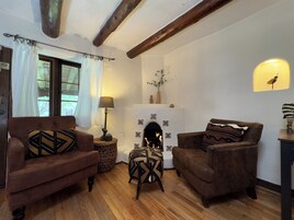 Quarto, 1 cama Queen | Roupas de cama premium, edredons de pluma, individualmente decorados