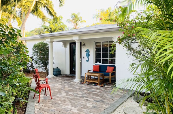 Encantadora Casa De Playa, Ubicación Conveniente, Admite Mascotas. - Delray Beach