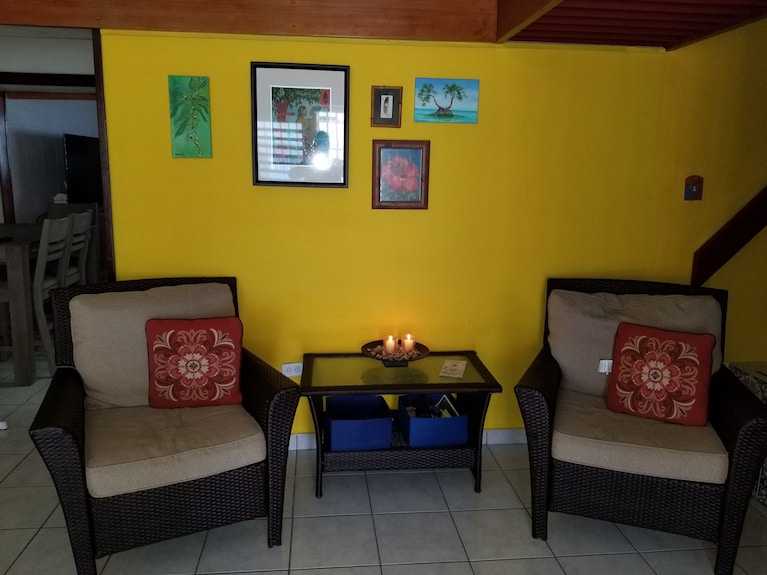 Hermoso Condominio De 3 Habitaciones Disponible Ahora - Puerto Rico