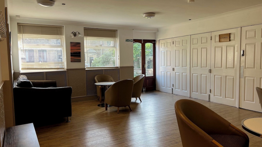 Sunny Loft Apt In London, A Perfect Base For Tourists. Homely With Amenities. - 格林威治