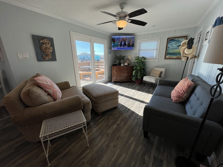 2blessed - Gulf Beachside, 4 Bedrooms, 3 Baths, Pet Friendly, Sleeps 10. - Dauphin Island, AL