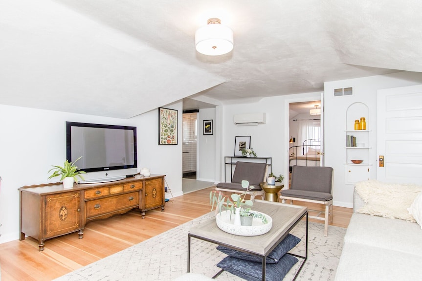 Newly Remodeled Bungalow One Bedroom One Bath - Idaho (State)