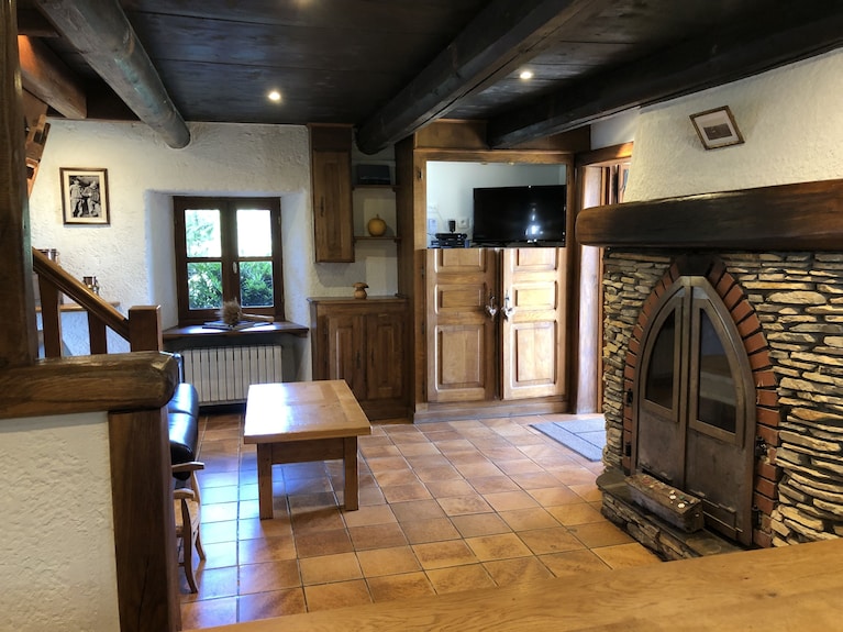 Auvergne Gite Très Cosy Ambiance Chalet Cheminée Vue à Couper Le Souffle - Puy-de-Dôme