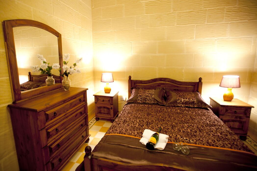 Gran Villa De 5 Dormitorios Con Aire Acondicionado Y Vistas. Traslados Gratuitos Al Aeropuerto. - Malta