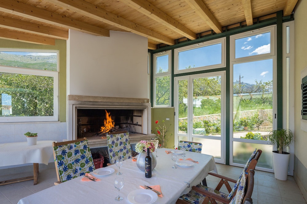 Villa Leon - Podstrana