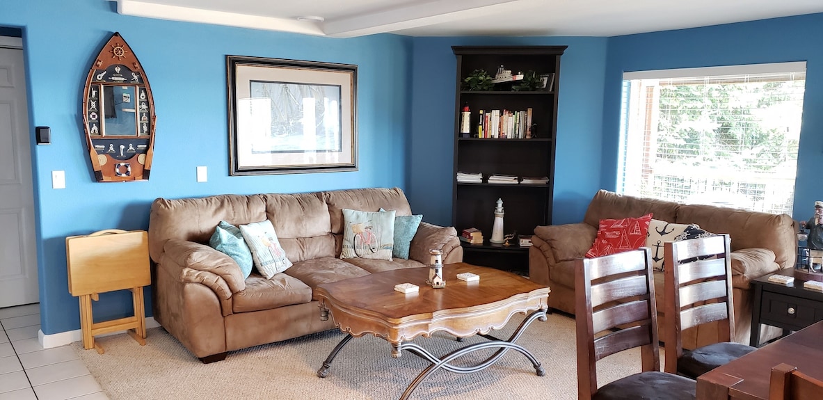 Island House @ Honeymoon Bay - Lower Level - State of Washington