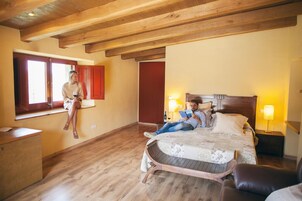 Secretária, Wi-fi grátis 