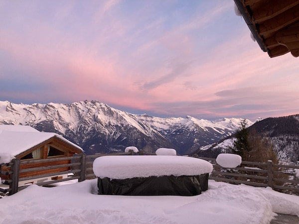 6 Ensuite Bedrooms, Hot Tub, Sauna, Fabulous Views, Huge Terrace - Verbier