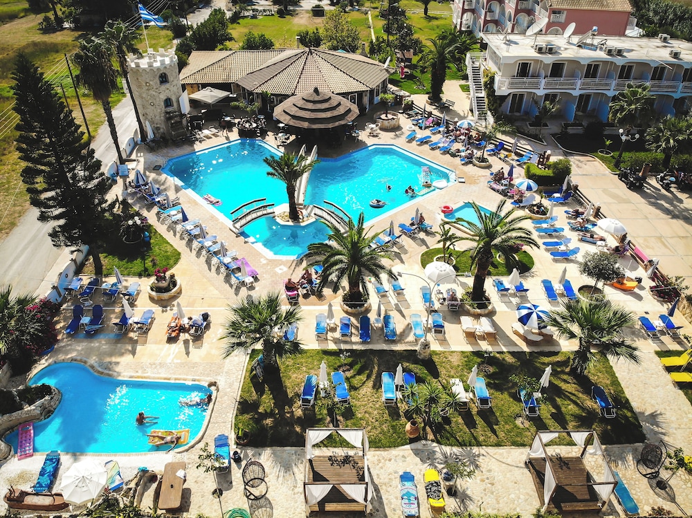 Antonis Apartments - Kalamaki