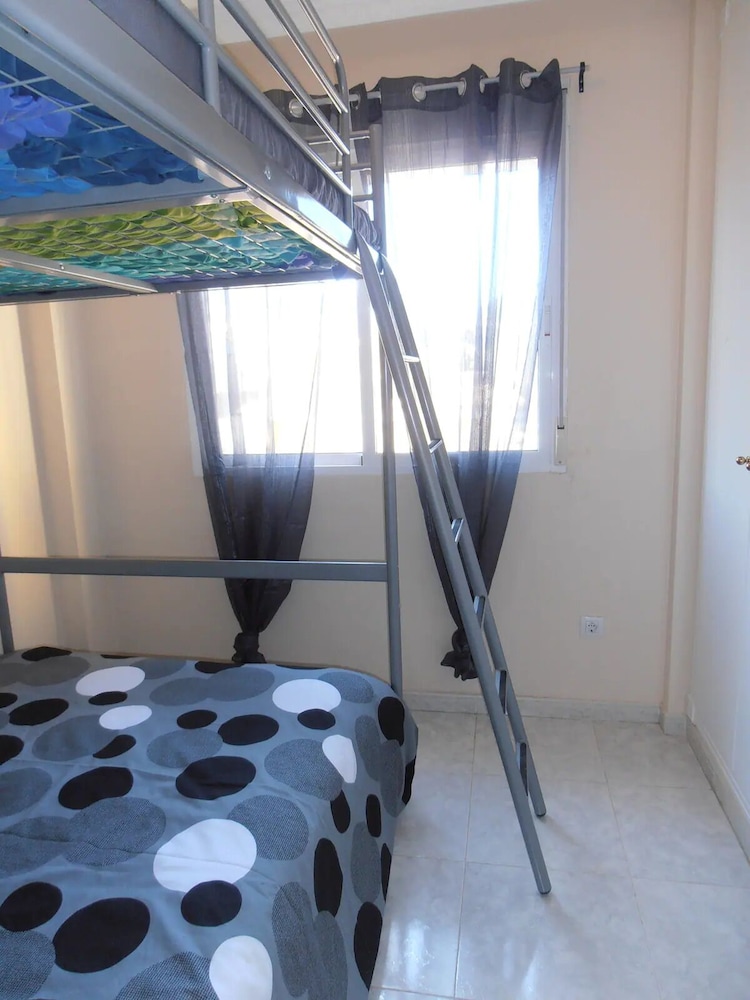 Wonderful Terrace Appartment Seaview Walk To Shops And Bars British Tv - Villamartin