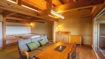 Quarto, para não fumantes (Japanese-Western, Open air bath) | Cofres nos quartos, escrivaninha, Wi-Fi de cortesia, roupa de cama