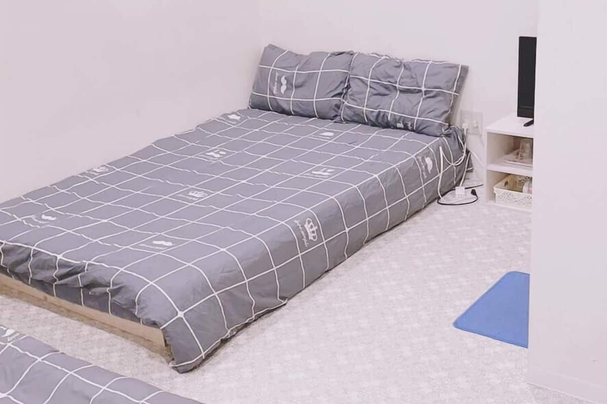 Quarto Quádruplo Cidade, várias camas, não fumadores | Roupa de alta qualidade, Wi-fi grátis