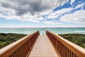 GULF FRONT- 1st floor - High Pointe Beach Resort 2br/2ba- Beach Service ...