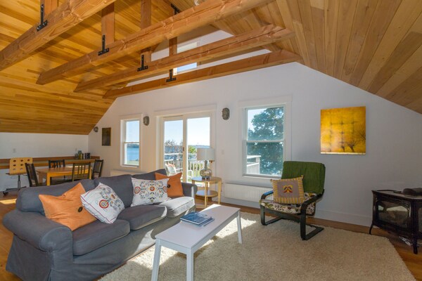 Oceanfront Loft With Gorgeous Water Views & Beach! - Warren Island State Park, Islesboro