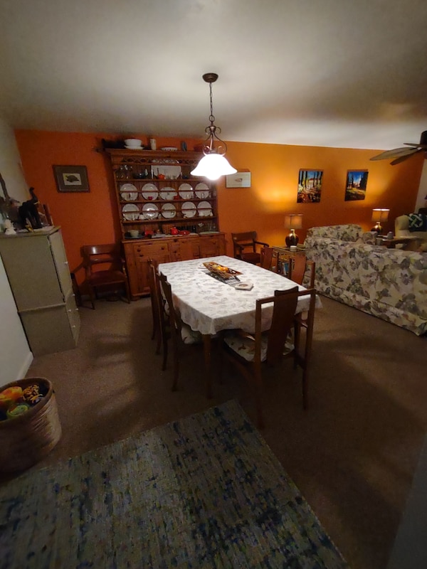 Calienta Esos Azules De Invierno Con Espacio Para Todos En Este Gran Apartamento - Fort Myers Beach, FL