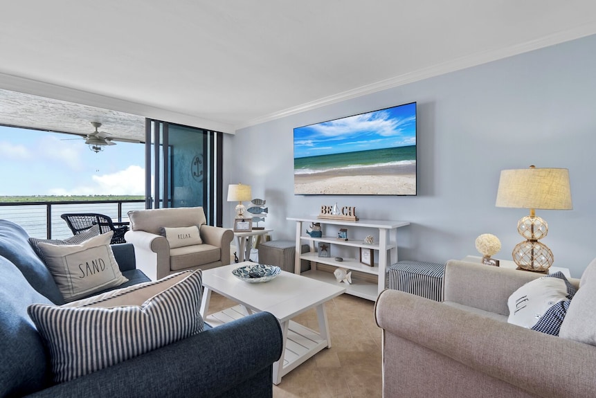 Gorgeous Waterview, Walking Distance To Restaurants, Shops & More!! - Picayune Strand State Forest, Naples