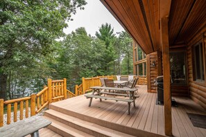 Beautiful 8000 Sq. Ft. Log Home With 200 Feet Of Private Frontage on ...