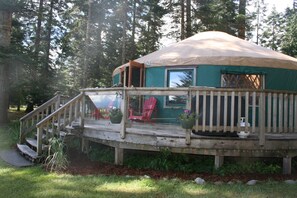 Oceanfront Yurt Vancouver Island - Black Creek - 2024 Prices | Vrbo