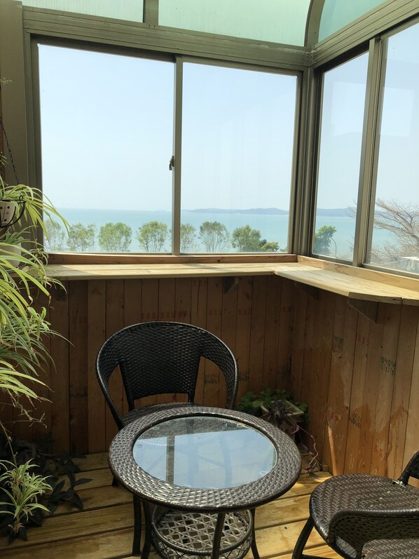 Suite Deluxe, 1 cama queen-size, não fumadores | Secretária, Wi-fi grátis