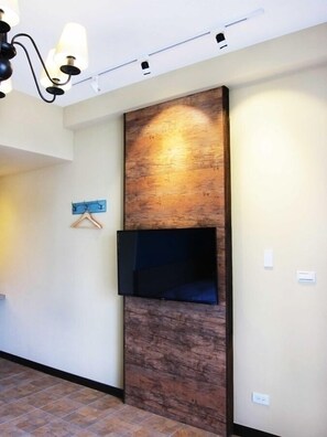 Suite Executiva, não fumadores | Secretária, Wi-fi grátis