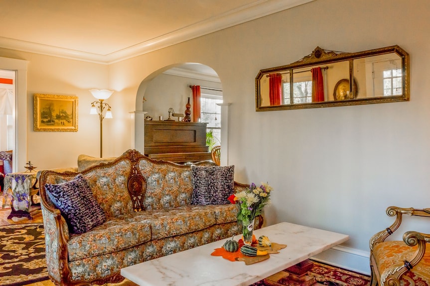 Enchanted Cottage On Glen - Elmira, NY