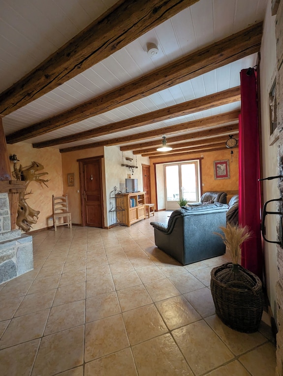 4-sterren Cottage In Het Centrum Van De Jura Tussen Watervallen, Meren En Juragebergte - Clairvaux-les-Lacs