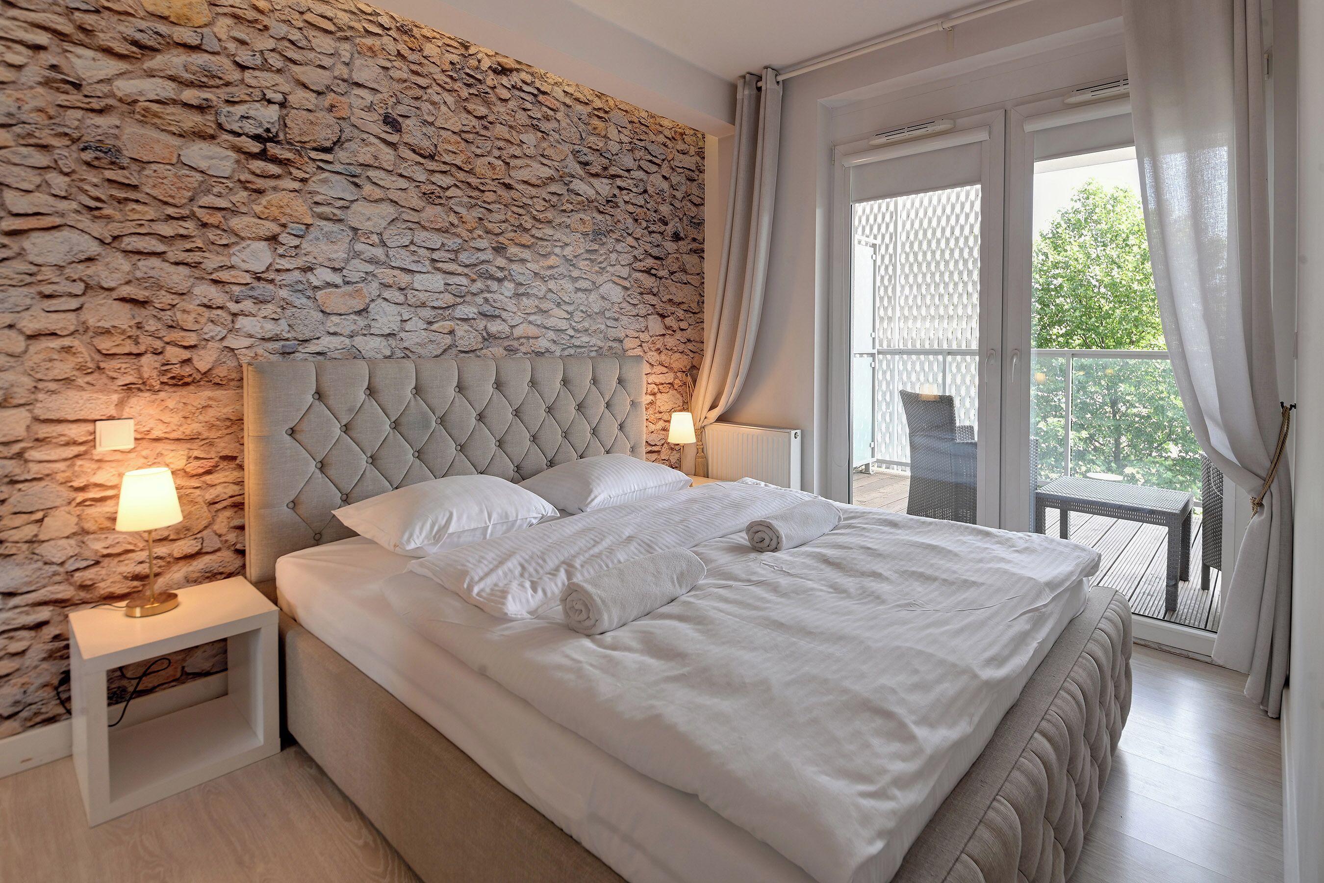 Apartamento, varanda, vista para o rio | 1 quarto, roupa de alta qualidade, ferro/tábua de engomar, Wi-fi grátis 