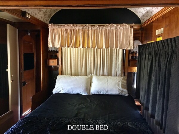 Last Stop Ambledown Brook Train Carriage Xbs 2162 - 