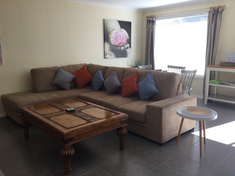 Tobies Cottage Relocation And Holiday Home - Adelaide