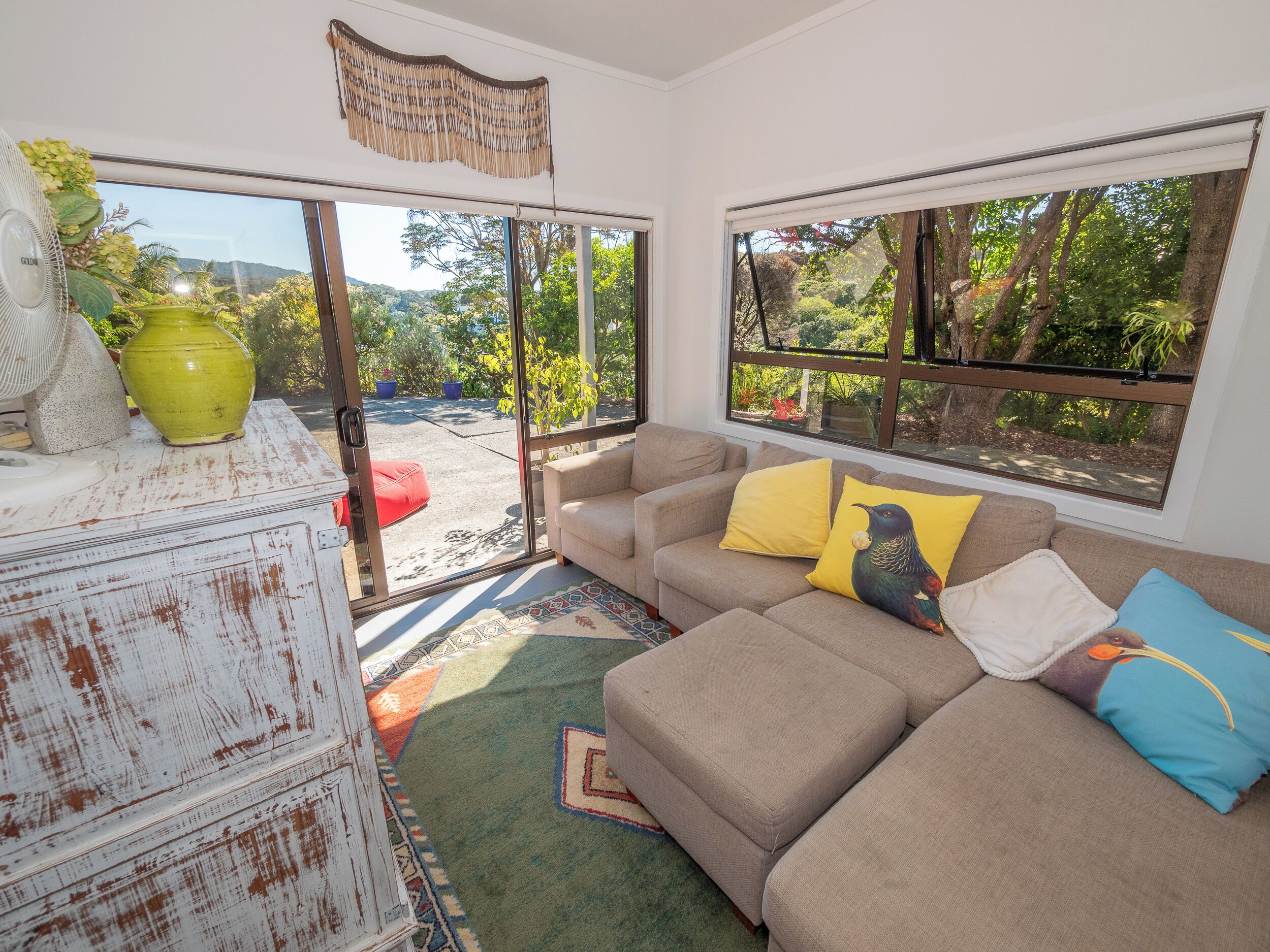 Cute Bach With Stunning Views - Mangōnui