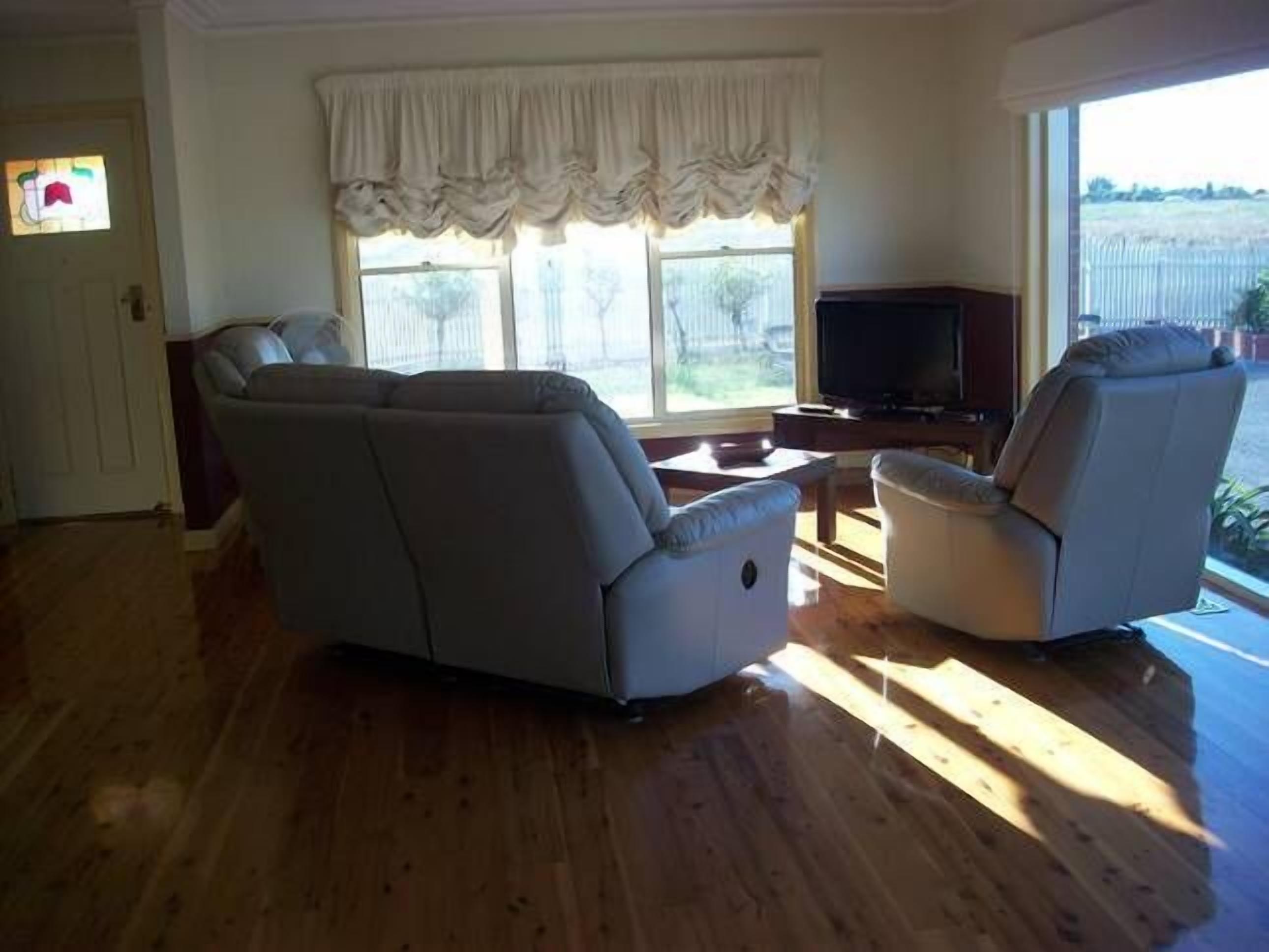 Hogans Bliss @ Yarrawonga - Yarrawonga