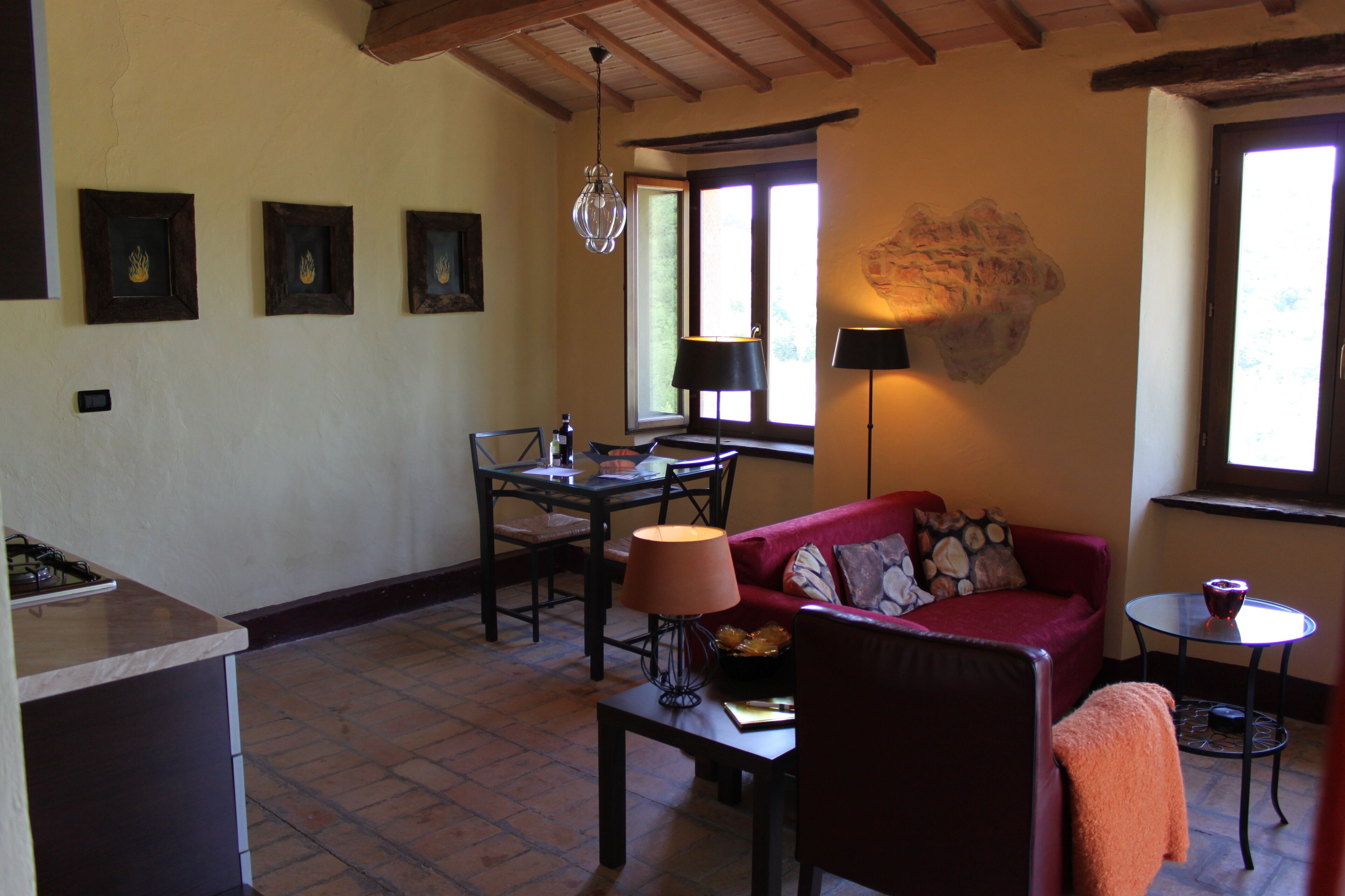 Relaxation, Enjoying Nature, Walking In Le Marche Italy At Cottage Il Fuoco - Pergola