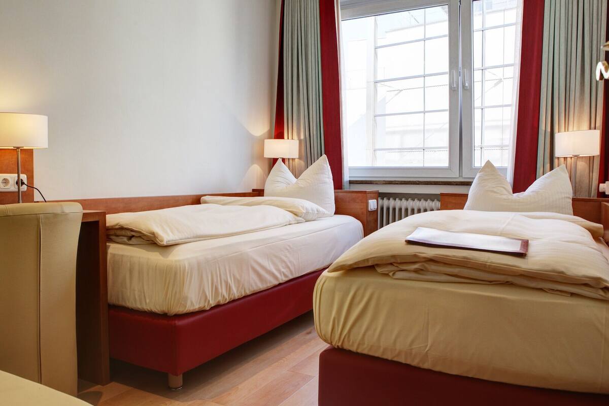 Quarto Duplo Standard | Cofre no quarto, quartos insonorizados, Wi-fi grátis