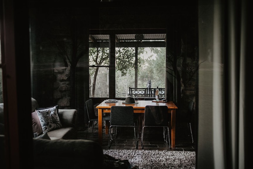 Unique Rockhouse, Private Jacuzzi, Bush Views - 獵人谷