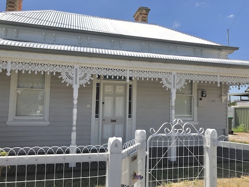 Ballarat Escape - Fernleigh House. - Ballarat