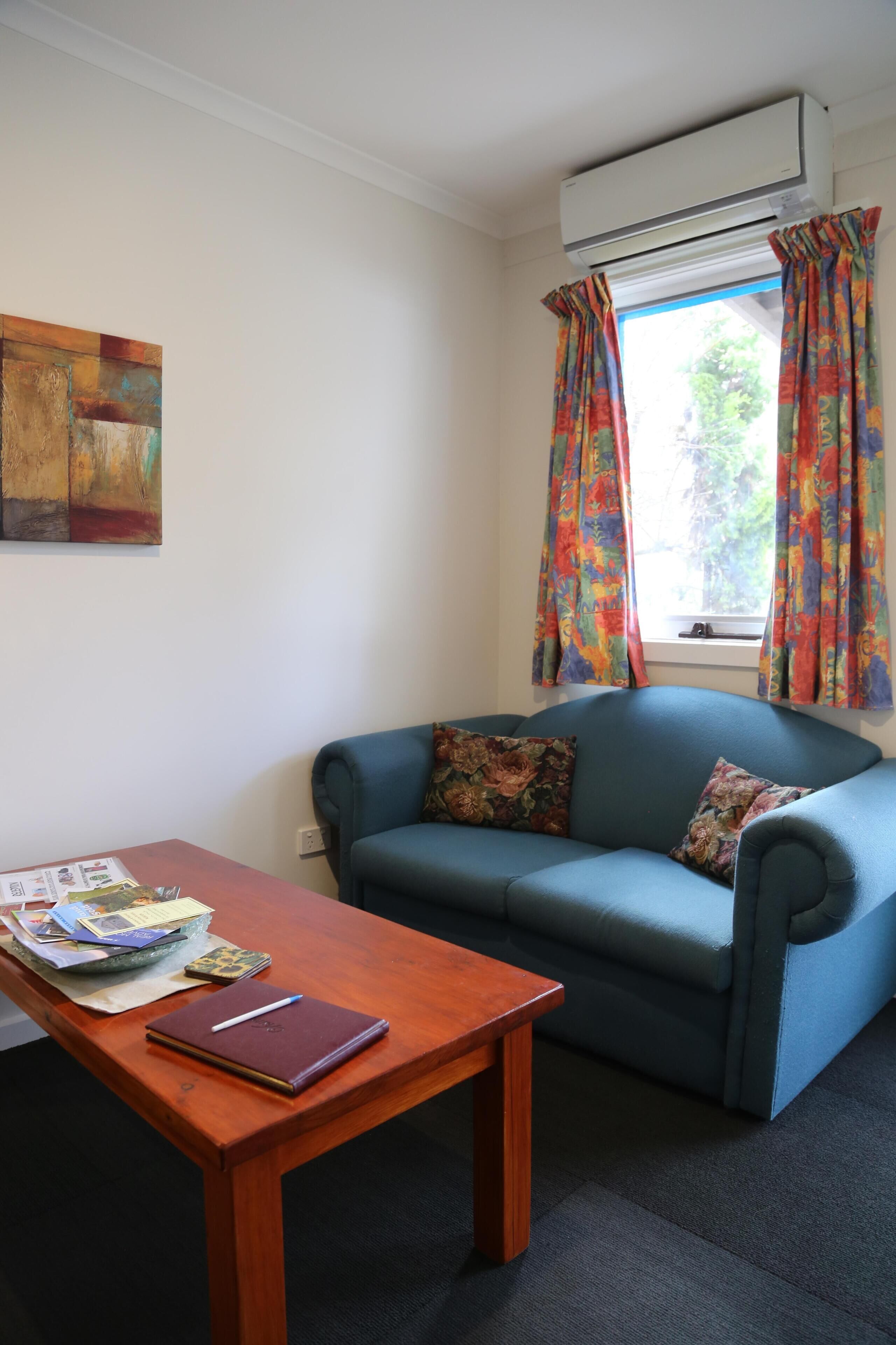 Perkins Place Iris Cottage - Eildon