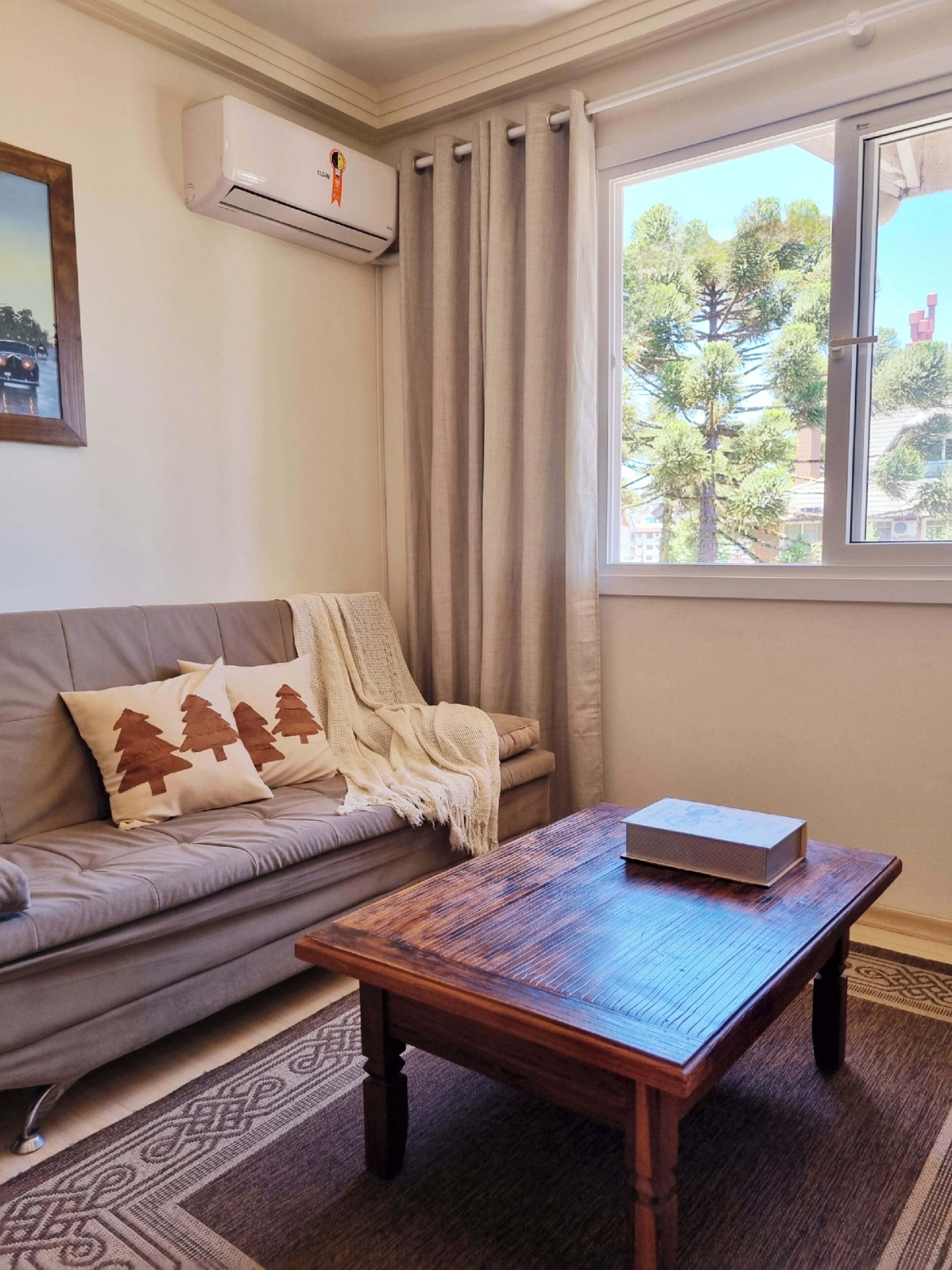 Apartamento Duplex . Uma Quadra Da Catedral De Pedra. - Canela