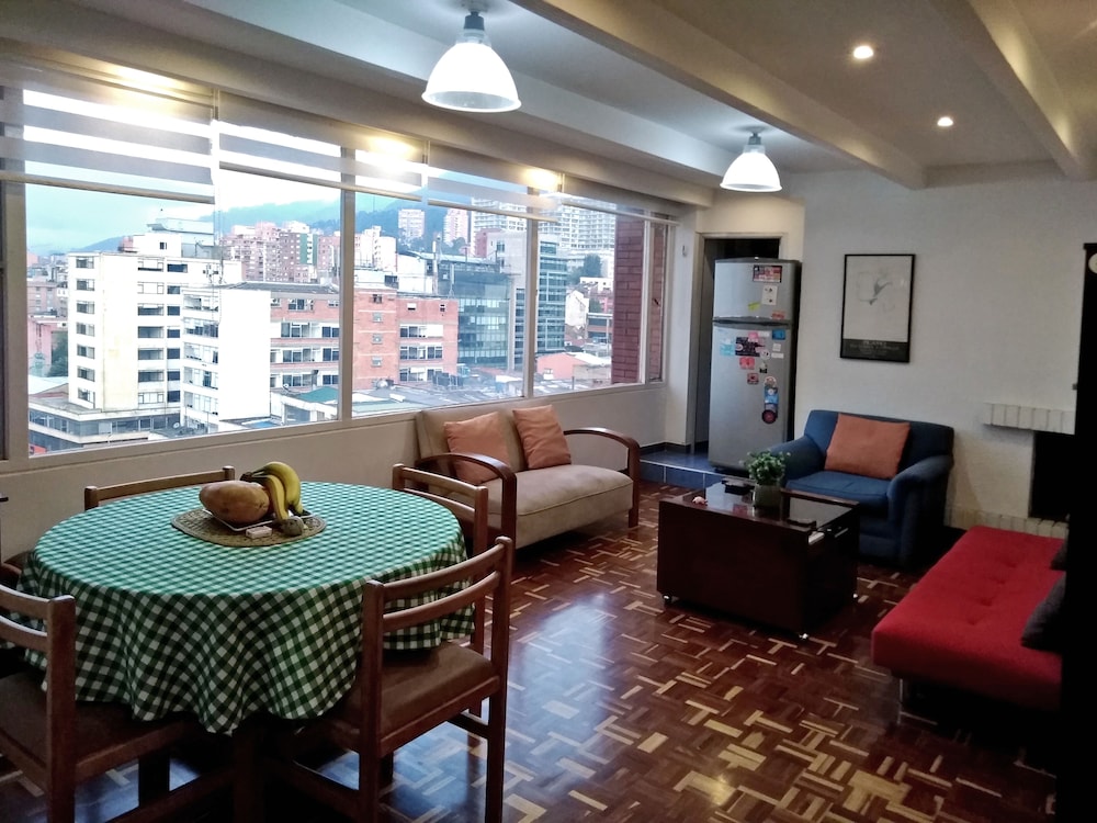Cómodo, Central, Luminoso, Gran Vista / Comfortable, Central, Bright, Great View - Cundinamarca