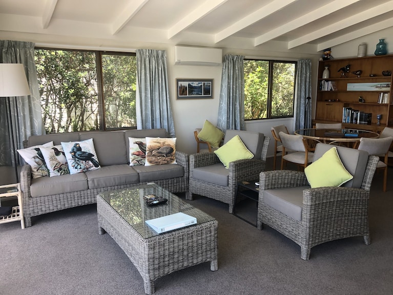 Tiromoana - An Ideal Base With Unsurpassed Views - Russell