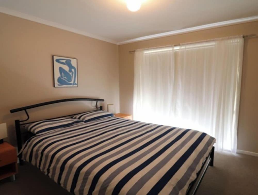 Breakaway At Bastion - 35 Bastion Point Road, Mallacoota - Mallacoota