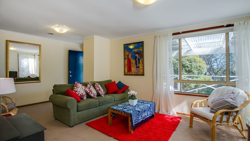 Koala Cottage - Tranquil, Sun-drenched Somers - Phillip Island